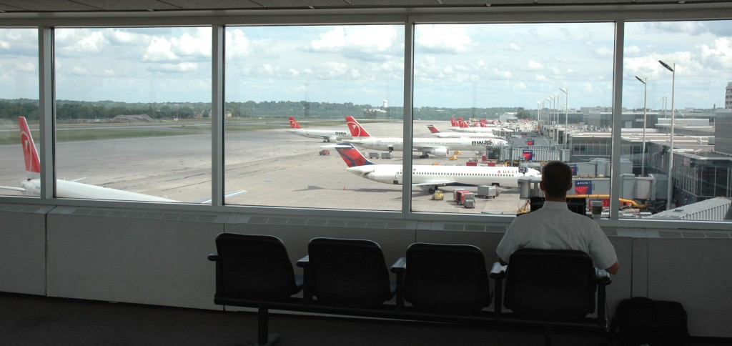 Great spots for plane-spotting - Stuck at the Airport