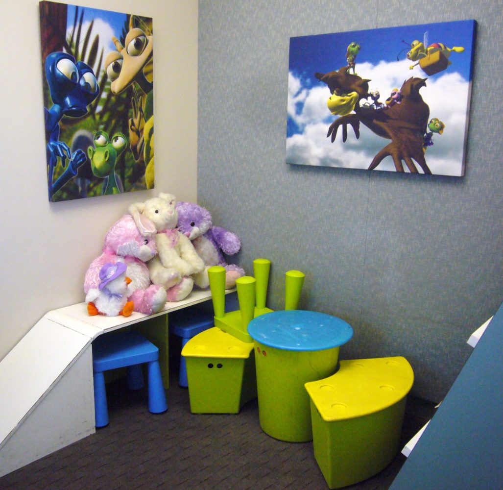 Lounge review: Air New Zealand Koru Club Lounge at LAX - Stuck at the ...