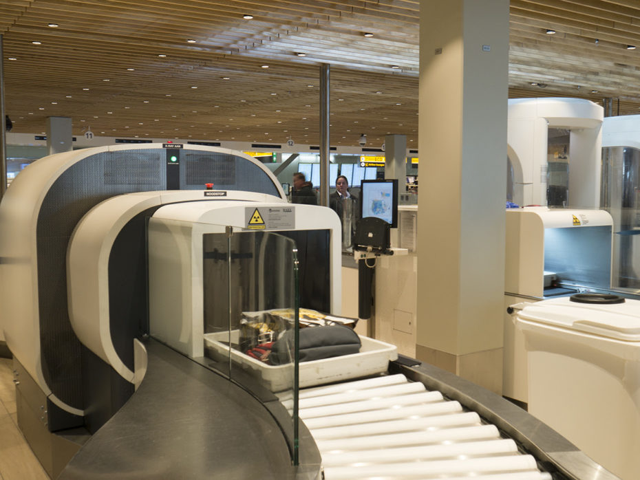 baggage scanning Archives - Stuck at the Airport