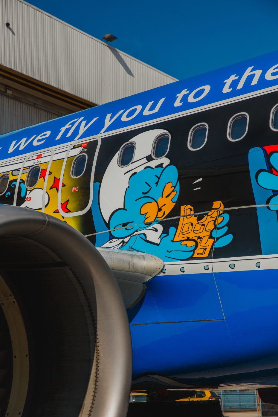 Brussels Airlines rolls out its Smurf plane - Stuck at the Airport
