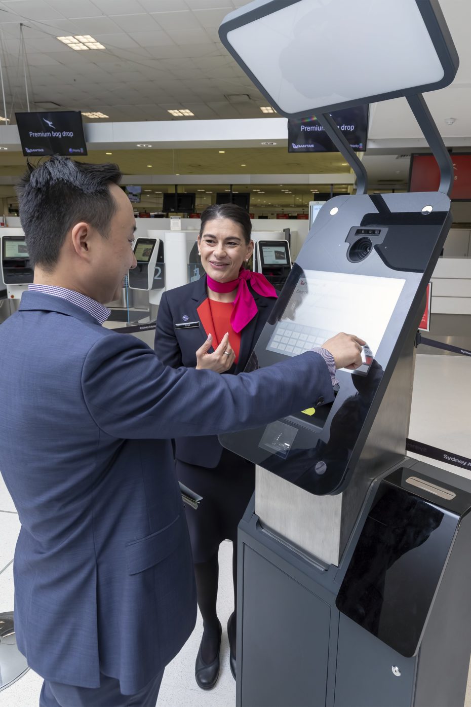 Face it: Sydney Airport & Qantas testing facial recognition - Stuck at ...