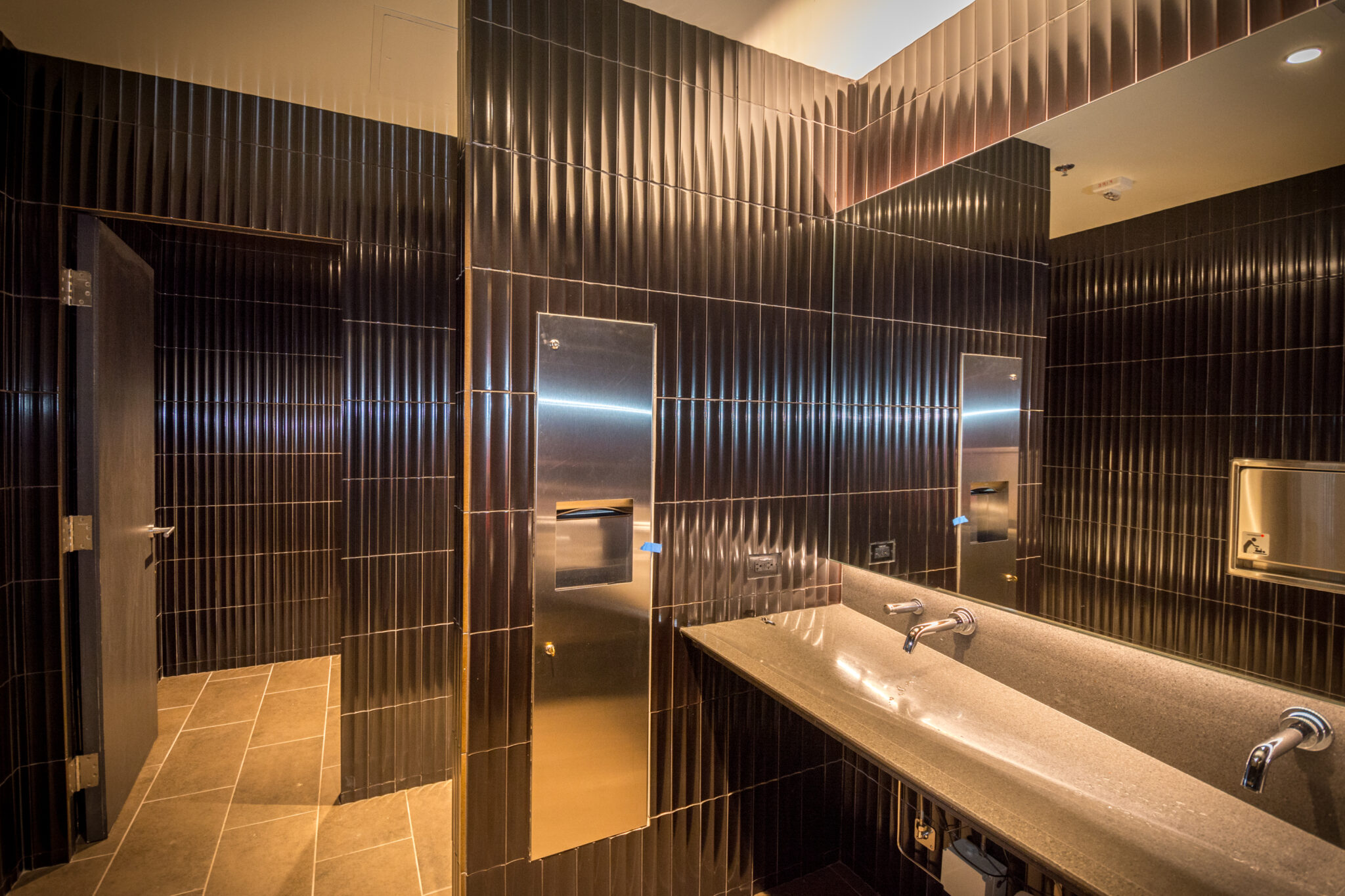 airport restrooms Archives - Stuck at the Airport