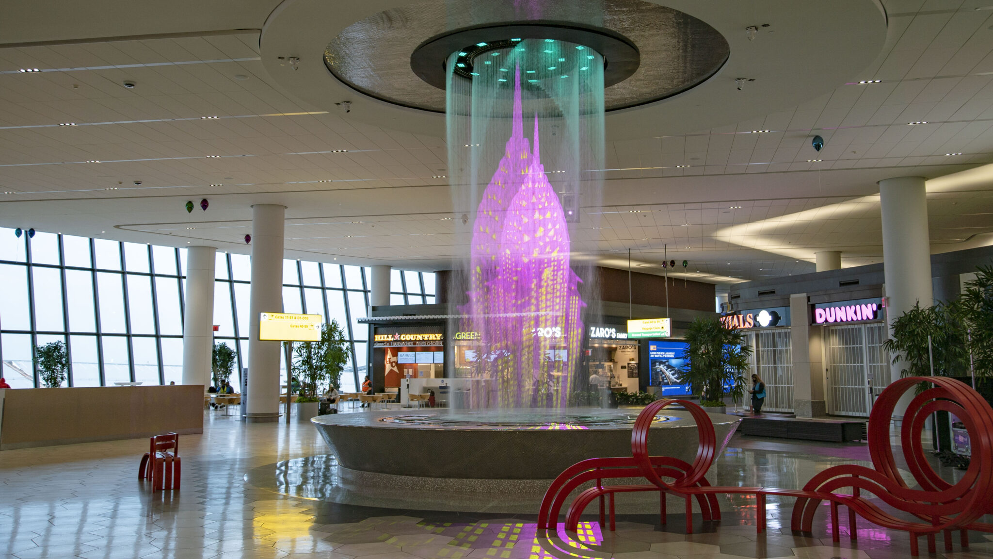 LaGuardia Airport has a cool new water show - Stuck at the Airport