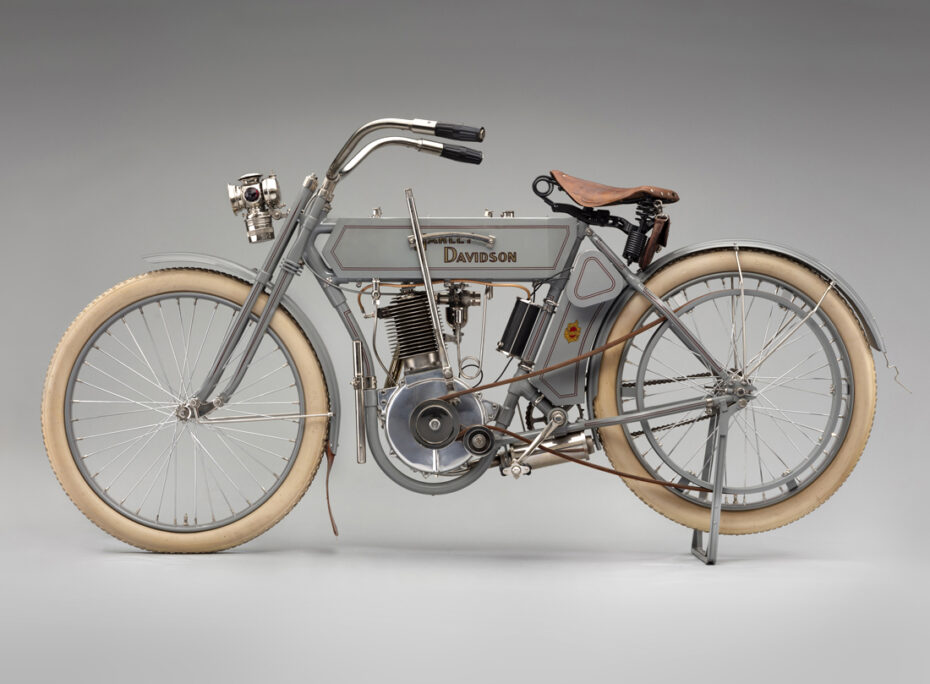 SFO Museum presents Early American Motorcycles - Stuck at the Airport