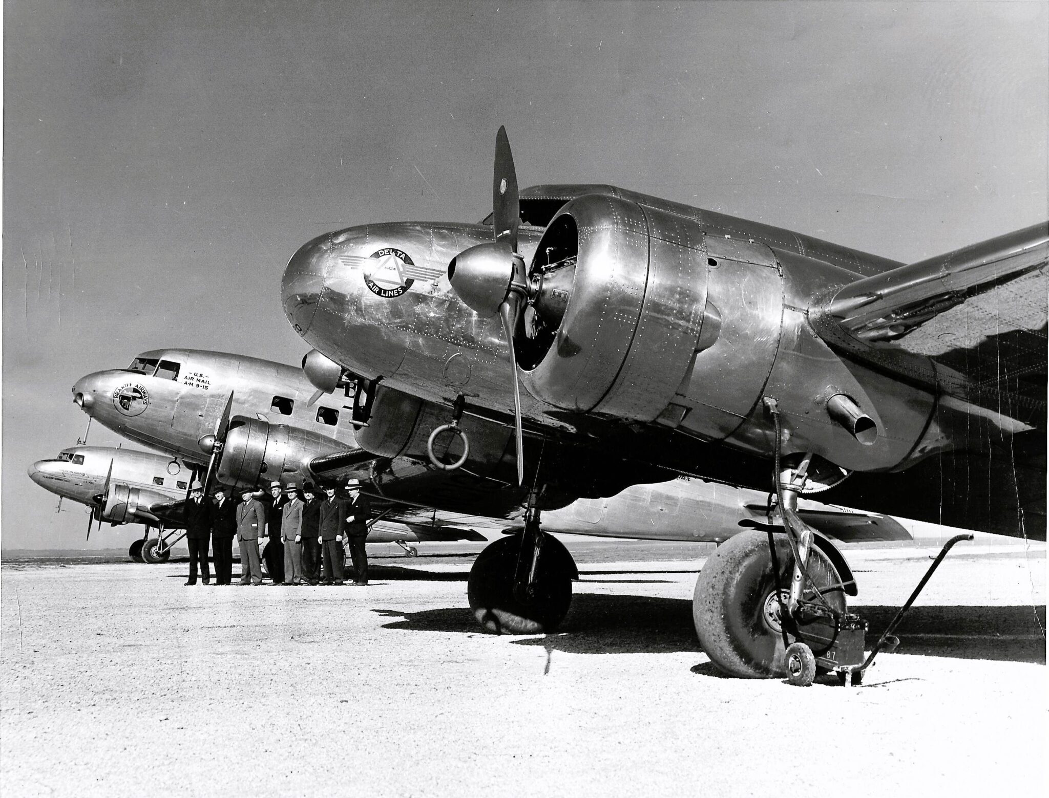 What we're reading: books about airports - Stuck at the Airport
