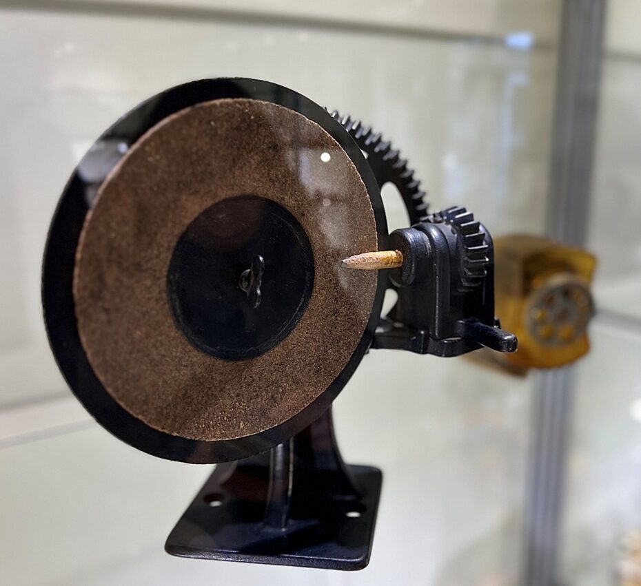 Museum Monday: The Pencil Sharpener Museum - Stuck at the Airport