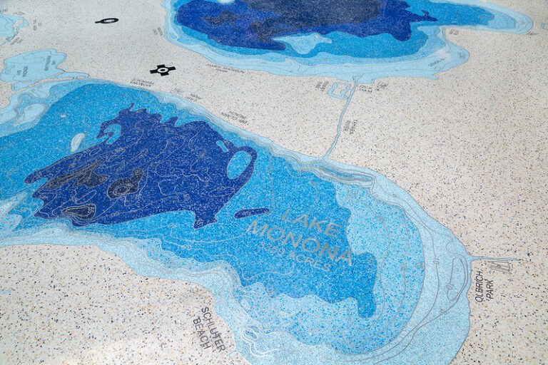 In Madison, WI: snaps from Dane County Regional Airport's terminal ...